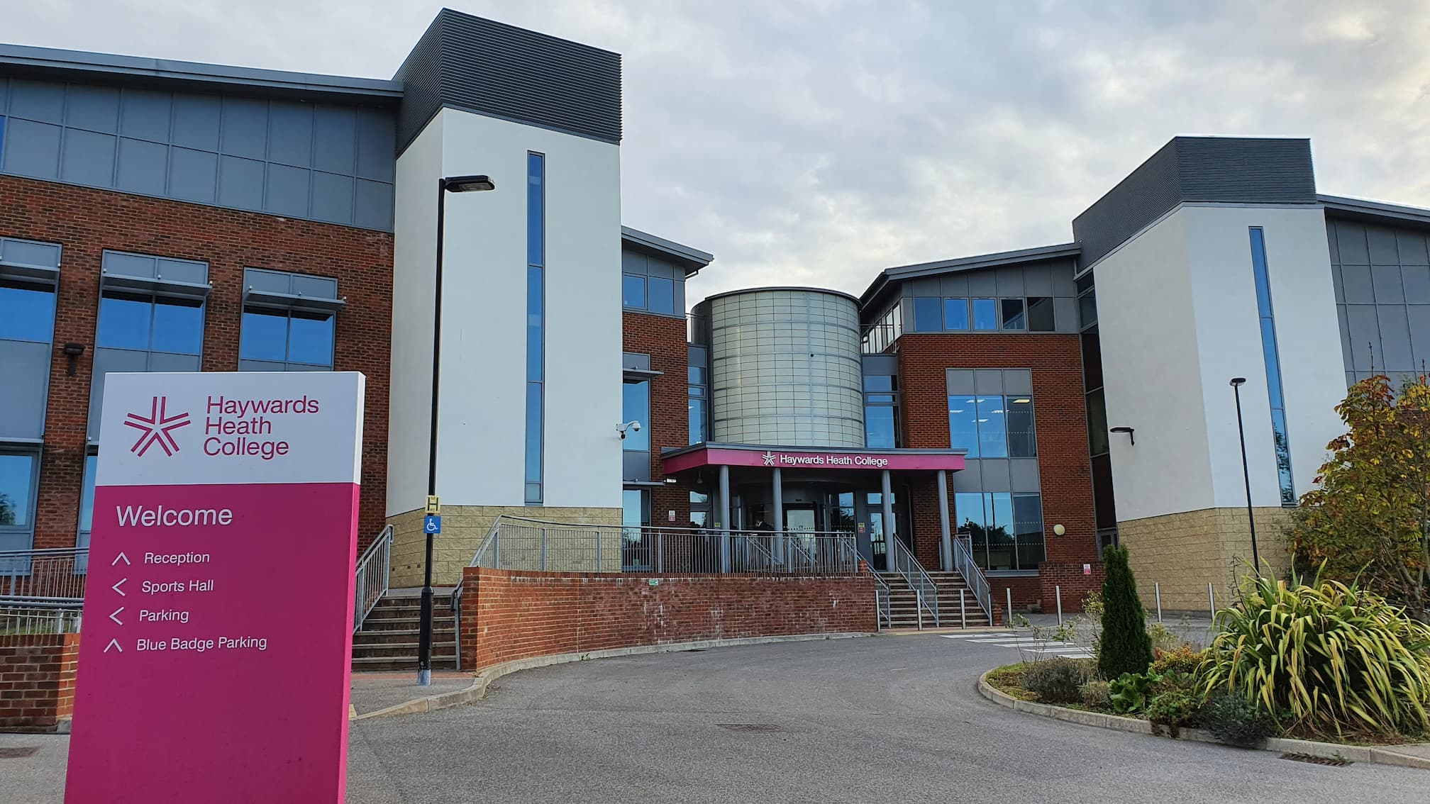 Admissions | Haywards Heath College